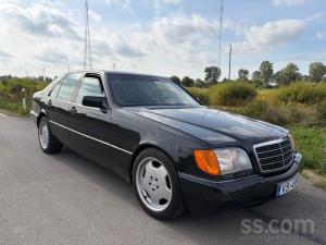 Black Mercedes-Benz S 400 1992 in Riga, with an engine capacity of 4.20 L and mileage of 400 thousand km for 9500 €, photo  on AUTOMOTO.COM.LV