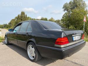 Melns Mercedes-Benz S 400 1992 Rīga, ar dzinēja tilpumu 4.20 L un nobraukumu 400 tūkst. km par 9500 €, foto 5 vietnē AUTOMOTO.COM.LV