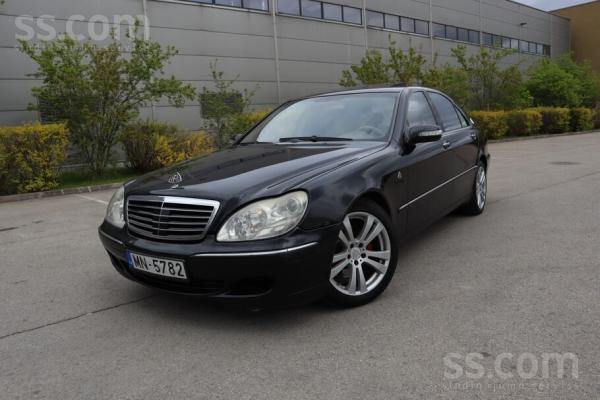 Black Mercedes-Benz S 400 2004 in Riga, with an engine capacity of 4.00 L and mileage of 0 thousand km for 2990 €, photo 2 on AUTOMOTO.COM.LV