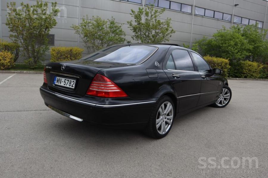 Black Mercedes-Benz S 400 2004 in Riga, with an engine capacity of 4.00 L and mileage of 0 thousand km for 2990 €, photo 5 on AUTOMOTO.COM.LV
