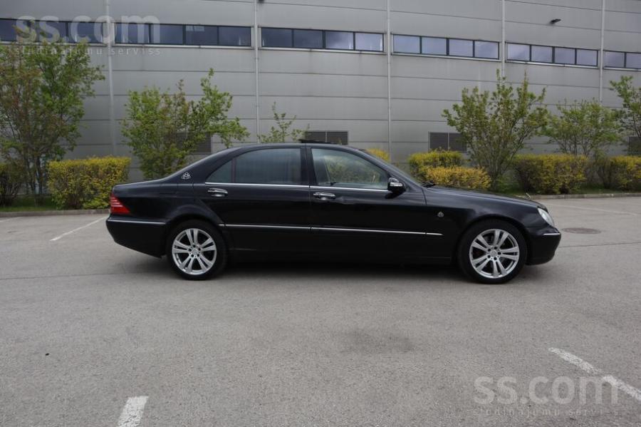Black Mercedes-Benz S 400 2004 in Riga, with an engine capacity of 4.00 L and mileage of 0 thousand km for 2990 €, photo 6 on AUTOMOTO.COM.LV