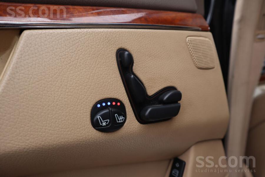 Black Mercedes-Benz S 400 2004 in Riga, with an engine capacity of 4.00 L and mileage of 0 thousand km for 2990 €, photo 13 on AUTOMOTO.COM.LV