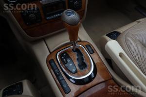 Black Mercedes-Benz S 400 2004 in Riga, with an engine capacity of 4.00 L and mileage of 0 thousand km for 2990 €, photo 22 on AUTOMOTO.COM.LV