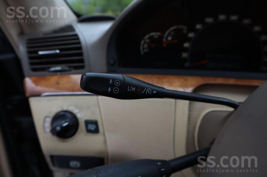 Black Mercedes-Benz S 400 2004 in Riga, with an engine capacity of 4.00 L and mileage of 0 thousand km for 2990 €, photo 23 on AUTOMOTO.COM.LV