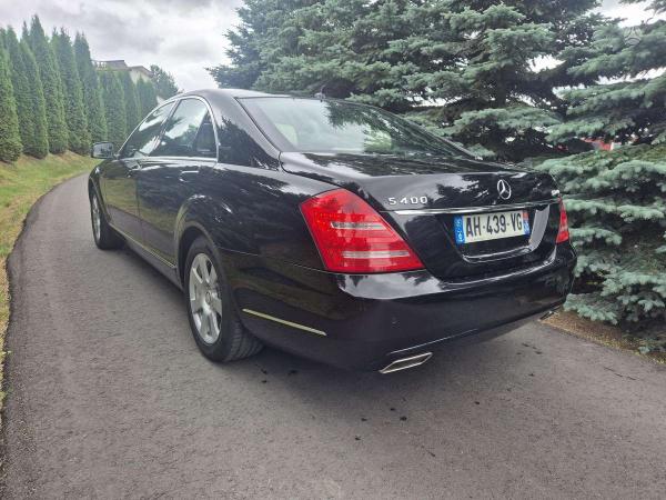 Черный Мерседес С 400 2009 в Утена, объемом двигателя 3.50 л и пробегом 137 тыс. км за 11200 €, фото 4 на AUTOMOTO.COM.LV