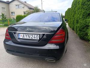 Черный Мерседес С 400 2009 в Каунас, объемом двигателя 3.50 л и пробегом 226 тыс. км за 12000 €, фото 5 на AUTOMOTO.COM.LV
