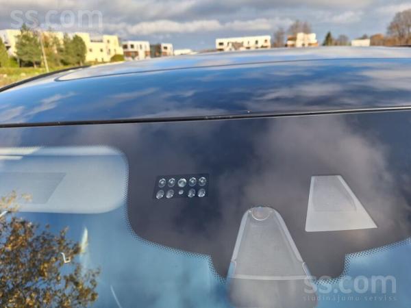 Black Mercedes-Benz S 400 2010 in Riga, with an engine capacity of 3.50 L and mileage of 237 thousand km for 13500 €, photo 4 on AUTOMOTO.COM.LV