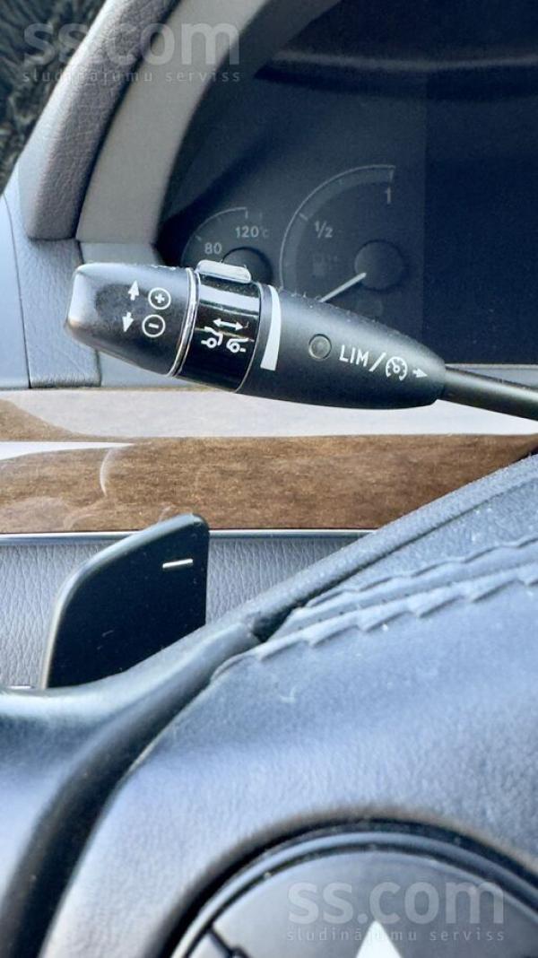 Black Mercedes-Benz S 400 2010 in Riga, with an engine capacity of 3.50 L and mileage of 237 thousand km for 13500 €, photo 7 on AUTOMOTO.COM.LV