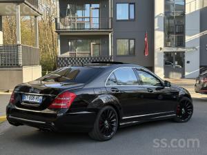 Melns Mercedes-Benz S 400 2011 Rīga, ar dzinēja tilpumu 3.50 L un nobraukumu 212 tūkst. km par 13100 €, foto 13 vietnē AUTOMOTO.COM.LV