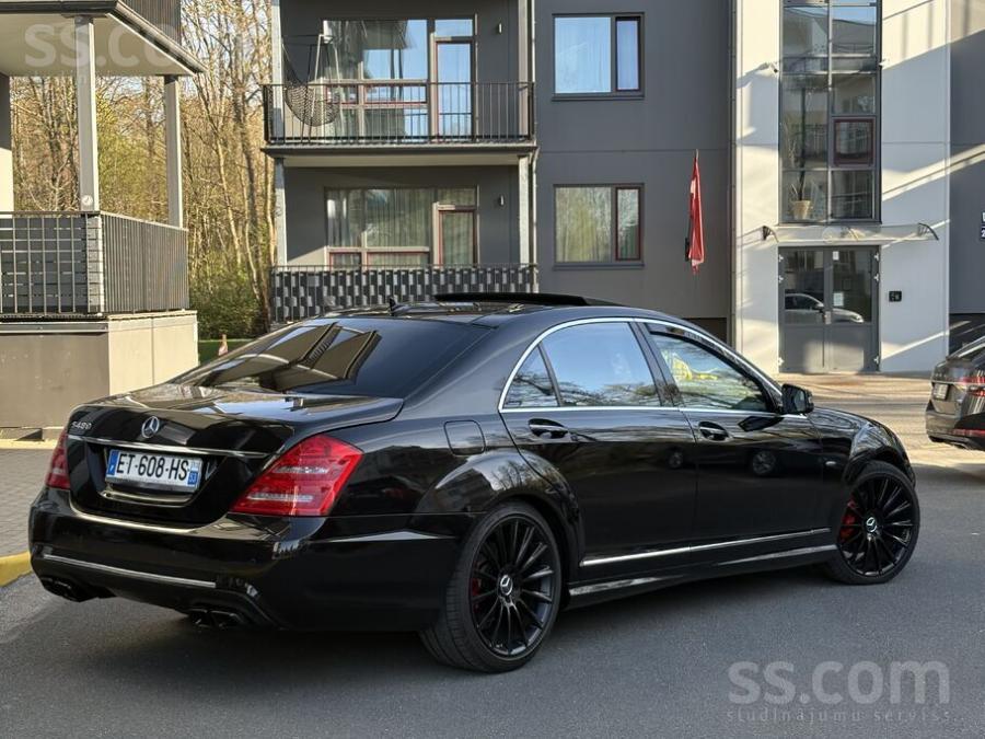 Melns Mercedes-Benz S 400 2011 Rīga, ar dzinēja tilpumu 3.50 L un nobraukumu 212 tūkst. km par 13100 €, foto 13 vietnē AUTOMOTO.COM.LV