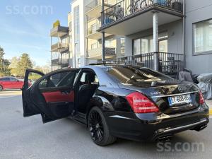 Melns Mercedes-Benz S 400 2011 Rīga, ar dzinēja tilpumu 3.50 L un nobraukumu 212 tūkst. km par 13100 €, foto 23 vietnē AUTOMOTO.COM.LV