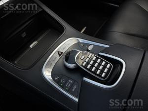 Black Mercedes-Benz S 400 2013 in Riga, with an engine capacity of 3.50 L and mileage of 0 thousand km for 18000 €, photo 30 on AUTOMOTO.COM.LV