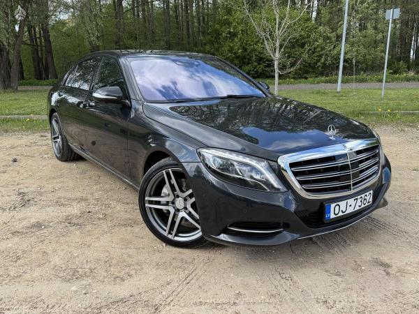 Мерседес С 400 2013 в Рига на AUTOMOTO.COM.LV Черный Мерседес С 400 2013 в Рига, объемом двигателя 3.50 л и пробегом 280 тыс. км за 16500 €, фото 3 на AUTOMOTO.COM.LV