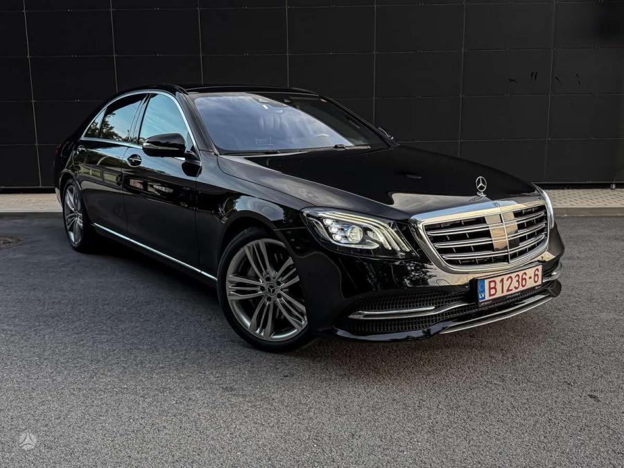 Black Mercedes-Benz S 400 2017 in Siauliai, with an engine capacity of 2.93 L and mileage of 212 thousand km for 41000 €, photo 5 on AUTOMOTO.COM.LV