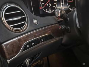 Black Mercedes-Benz S 400 2017 in Siauliai, with an engine capacity of 2.93 L and mileage of 212 thousand km for 41000 €, photo 20 on AUTOMOTO.COM.LV