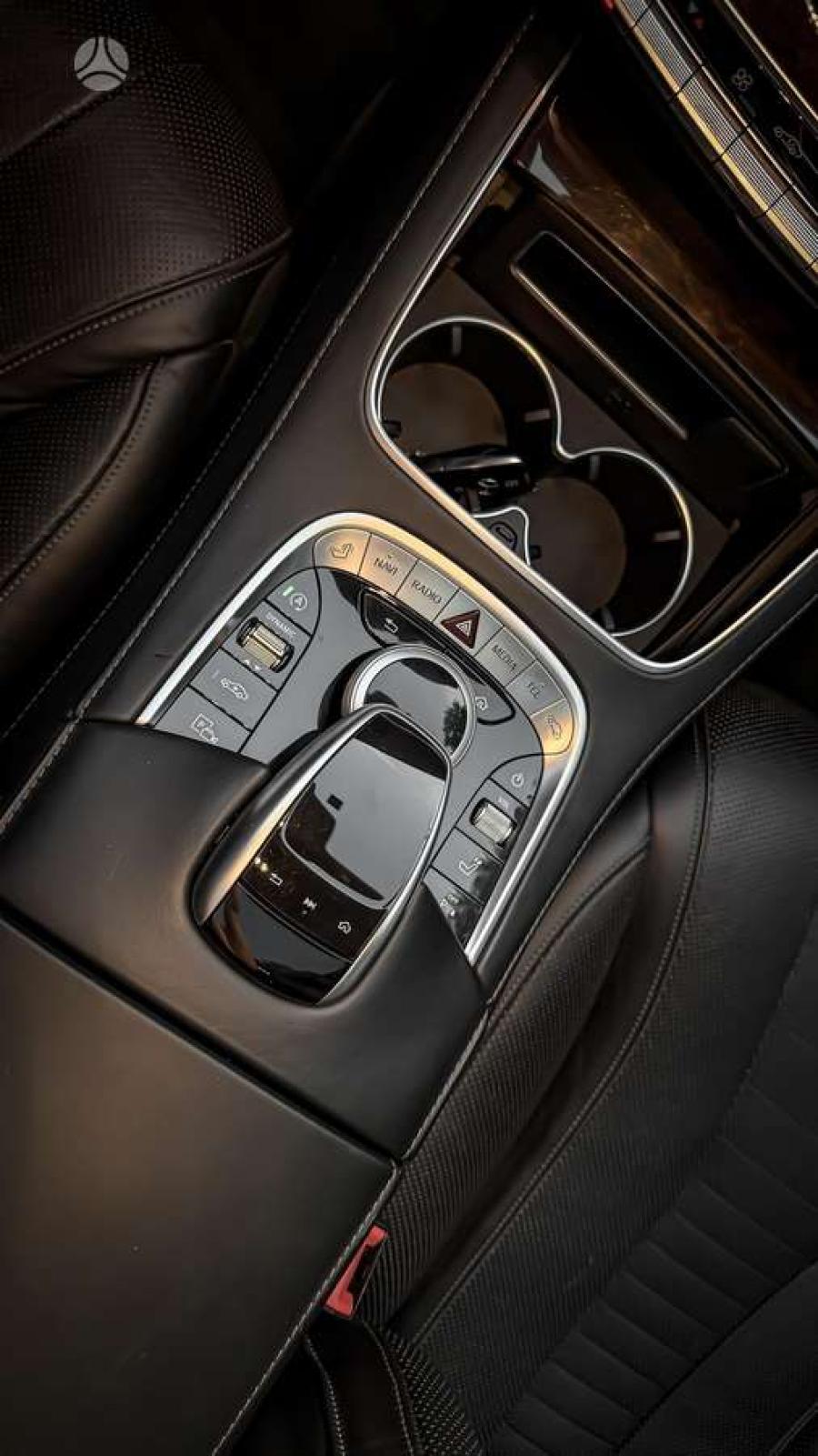 Black Mercedes-Benz S 400 2017 in Siauliai, with an engine capacity of 2.93 L and mileage of 212 thousand km for 41000 €, photo 22 on AUTOMOTO.COM.LV