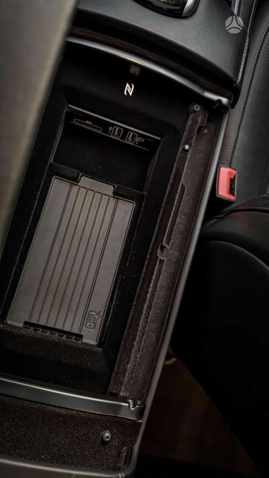 Black Mercedes-Benz S 400 2017 in Siauliai, with an engine capacity of 2.93 L and mileage of 212 thousand km for 41000 €, photo 23 on AUTOMOTO.COM.LV