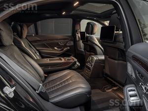 Black Mercedes-Benz S 400 2017 in Jelgava, with an engine capacity of 3.00 L and mileage of 214 thousand km for 41800 €, photo 10 on AUTOMOTO.COM.LV