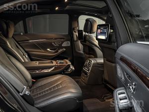 Black Mercedes-Benz S 400 2017 in Jelgava, with an engine capacity of 3.00 L and mileage of 214 thousand km for 41800 €, photo 11 on AUTOMOTO.COM.LV