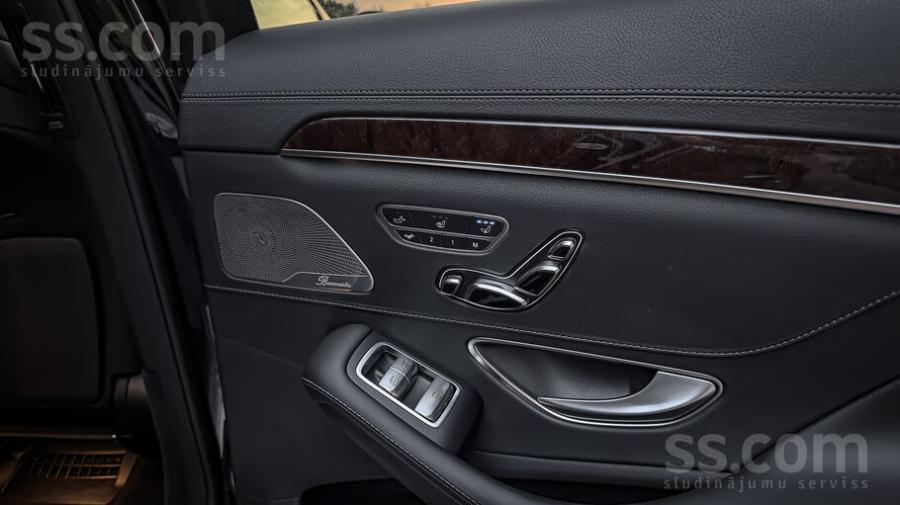 Black Mercedes-Benz S 400 2017 in Jelgava, with an engine capacity of 3.00 L and mileage of 214 thousand km for 41800 €, photo 12 on AUTOMOTO.COM.LV