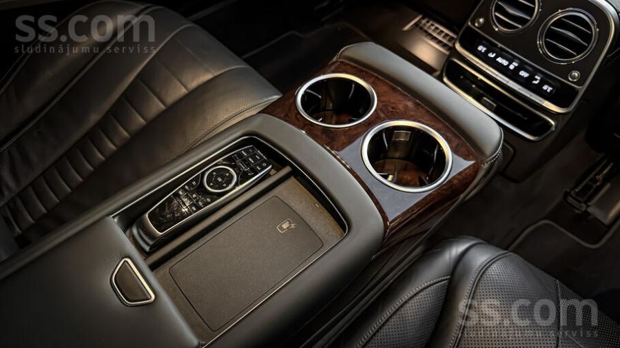 Black Mercedes-Benz S 400 2017 in Jelgava, with an engine capacity of 3.00 L and mileage of 214 thousand km for 41800 €, photo 14 on AUTOMOTO.COM.LV
