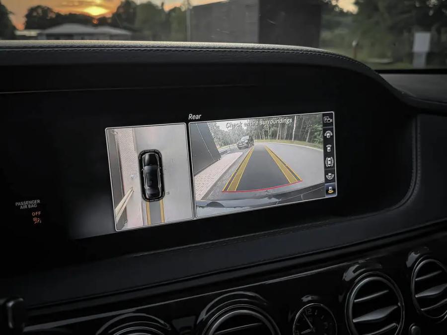 Melns Mercedes-Benz S 400 2018 Jelgava, ar dzinēja tilpumu 3.00 L un nobraukumu 214 tūkst. km par 43000 €, foto 25 vietnē AUTOMOTO.COM.LV
