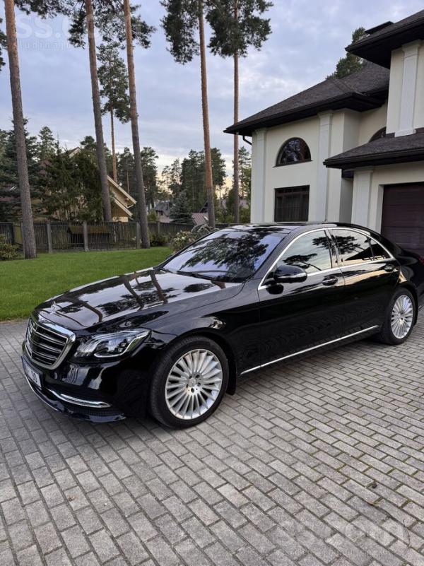 Melns Mercedes-Benz S 400 2019 Rīga, ar dzinēja tilpumu 3.00 L un nobraukumu 74 tūkst. km par 56000 €, foto 1 vietnē AUTOMOTO.COM.LV