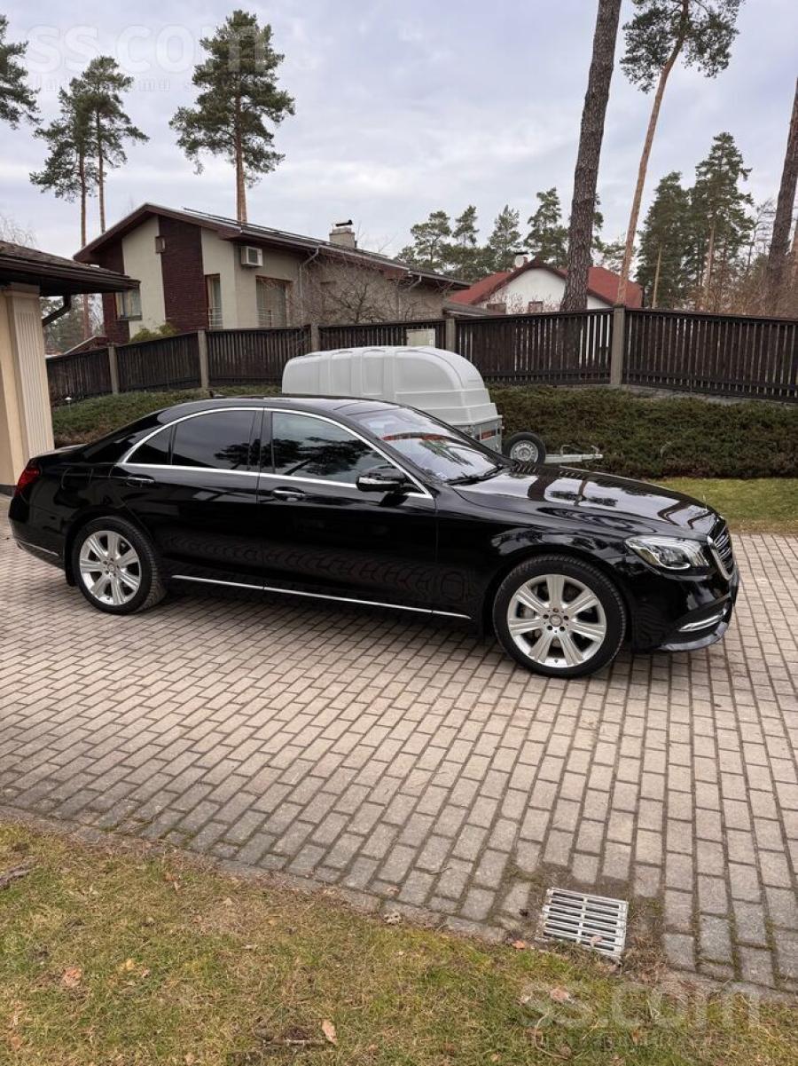 Black Mercedes-Benz S 400 2019 in Riga, with an engine capacity of 3.00 L and mileage of 74 thousand km for 56000 €, photo 15 on AUTOMOTO.COM.LV