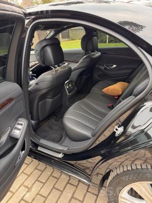 Black Mercedes-Benz S 400 2019 in Riga, with an engine capacity of 3.00 L and mileage of 74 thousand km for 56000 €, photo 18 on AUTOMOTO.COM.LV