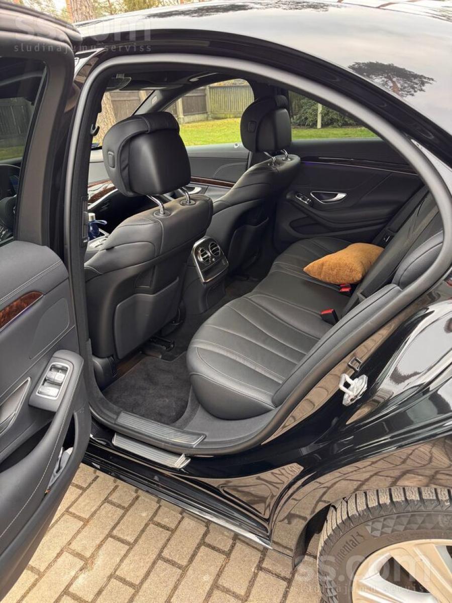Black Mercedes-Benz S 400 2019 in Riga, with an engine capacity of 3.00 L and mileage of 74 thousand km for 56000 €, photo 18 on AUTOMOTO.COM.LV