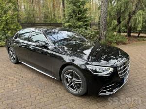 Melns Mercedes-Benz S 400 2021 Rīga, ar dzinēja tilpumu 2.90 L un nobraukumu 120 tūkst. km par 110000 €, foto 2 vietnē AUTOMOTO.COM.LV