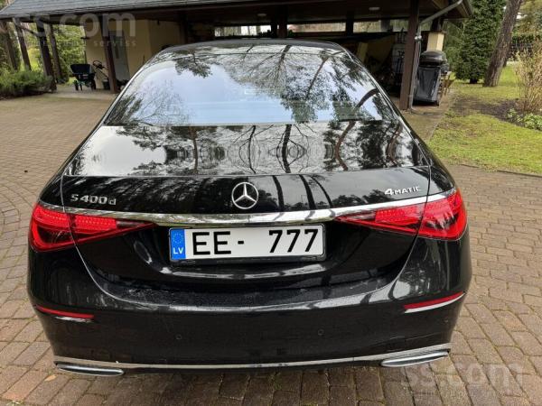 Black Mercedes-Benz S 400 2021 in Riga, with an engine capacity of 2.90 L and mileage of 120 thousand km for 110000 €, photo 4 on AUTOMOTO.COM.LV
