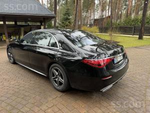 Melns Mercedes-Benz S 400 2021 Rīga, ar dzinēja tilpumu 2.90 L un nobraukumu 120 tūkst. km par 110000 €, foto 5 vietnē AUTOMOTO.COM.LV