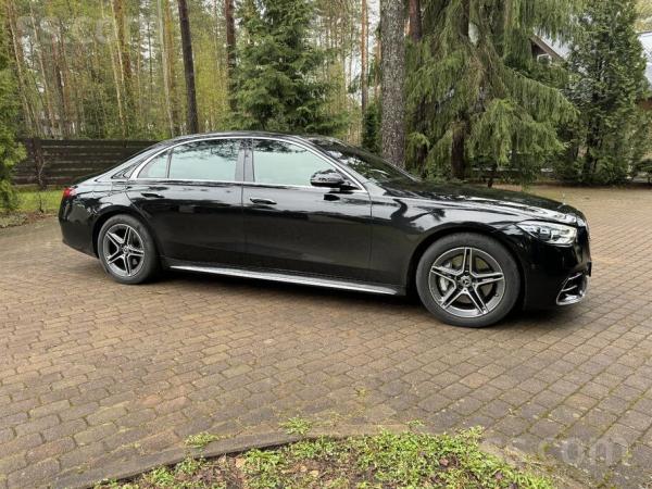Black Mercedes-Benz S 400 2021 in Riga, with an engine capacity of 2.90 L and mileage of 120 thousand km for 110000 €, photo 9 on AUTOMOTO.COM.LV