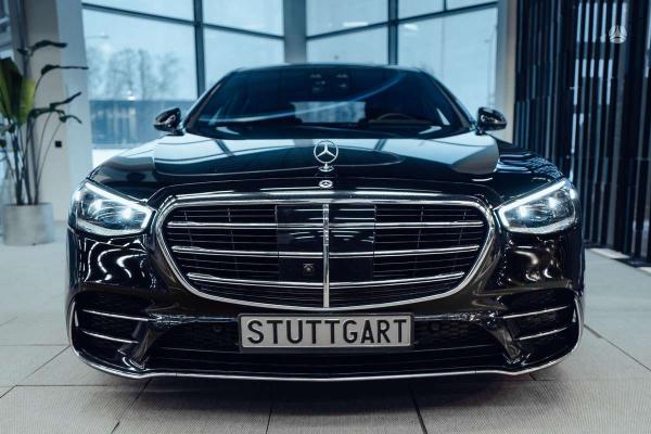 Melns Mercedes-Benz S 400 2021 Rīga, ar dzinēja tilpumu 2.93 L un nobraukumu 82 tūkst. km par 87000 €, foto 2 vietnē AUTOMOTO.COM.LV