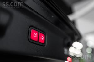 Черный Мерседес С 400 2021 в Рига, объемом двигателя 3.00 л и пробегом 82 тыс. км за 87000 €, фото 11 на AUTOMOTO.COM.LV