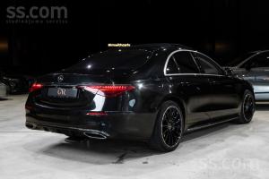 Melns Mercedes-Benz S 400 2021 Rīga, ar dzinēja tilpumu 3.00 L un nobraukumu 59 tūkst. km par 85000 €, foto 5 vietnē AUTOMOTO.COM.LV