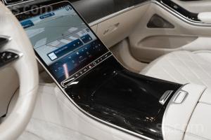 Melns Mercedes-Benz S 400 2021 Rīga, ar dzinēja tilpumu 3.00 L un nobraukumu 59 tūkst. km par 85000 €, foto 30 vietnē AUTOMOTO.COM.LV
