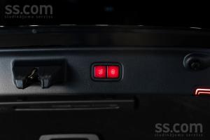 Melns Mercedes-Benz S 400 2021 Rīga, ar dzinēja tilpumu 3.00 L un nobraukumu 59 tūkst. km par 85000 €, foto 32 vietnē AUTOMOTO.COM.LV