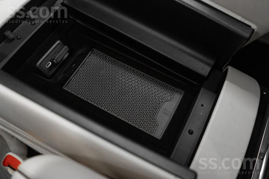 Melns Mercedes-Benz S 400 2021 Rīga, ar dzinēja tilpumu 3.00 L un nobraukumu 59 tūkst. km par 85000 €, foto 35 vietnē AUTOMOTO.COM.LV