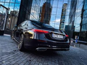 Black Mercedes-Benz S 400 2021 in Vilnius, with an engine capacity of 2.93 L and mileage of 128 thousand km for 65500 €, photo 6 on AUTOMOTO.COM.LV