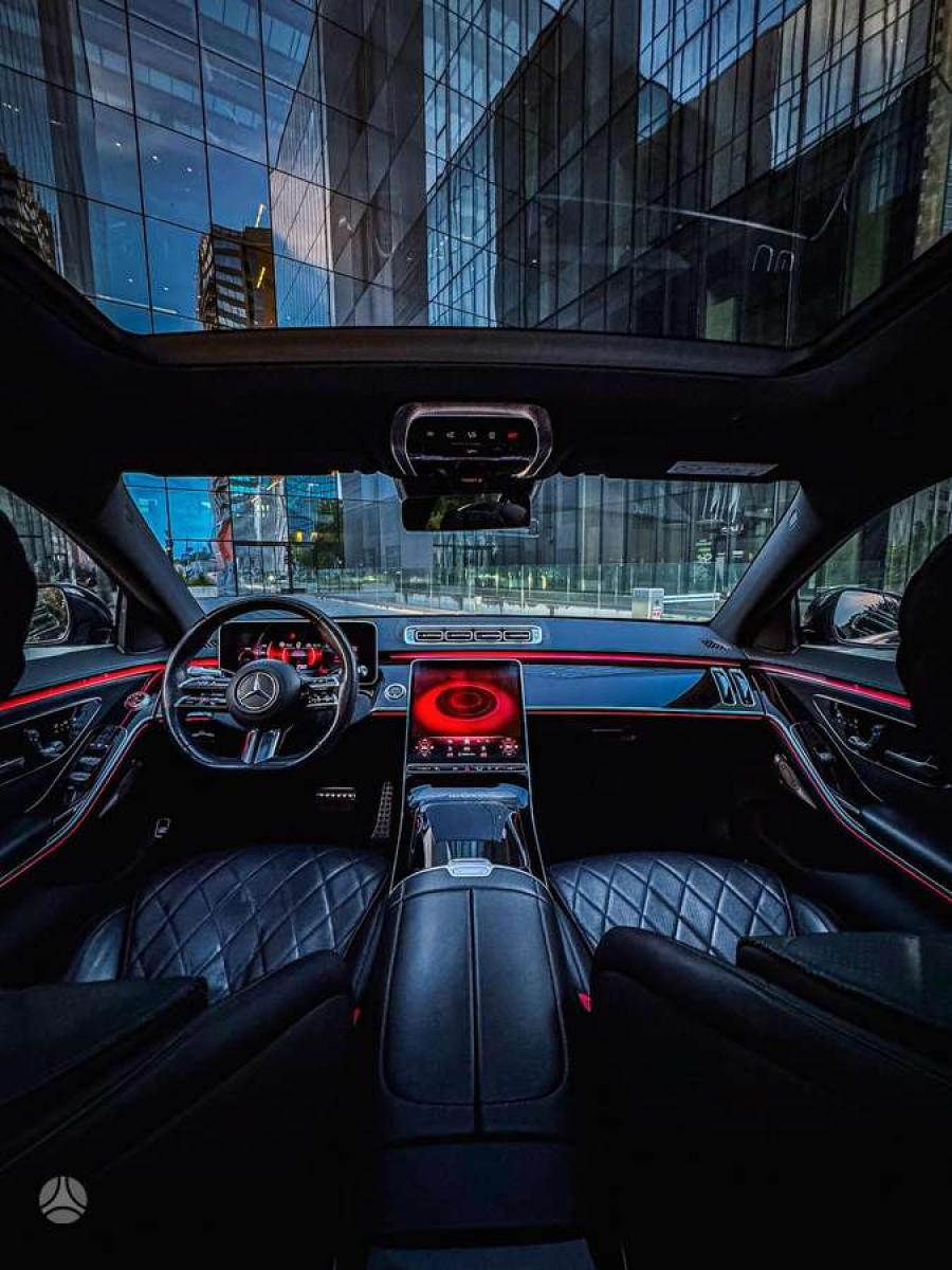 Black Mercedes-Benz S 400 2021 in Vilnius, with an engine capacity of 2.93 L and mileage of 128 thousand km for 65500 €, photo 9 on AUTOMOTO.COM.LV