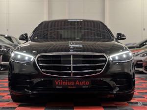 Black Mercedes-Benz S 400 2021 in Vilnius, with an engine capacity of 2.93 L and mileage of 109 thousand km for 80490 €, photo 3 on AUTOMOTO.COM.LV