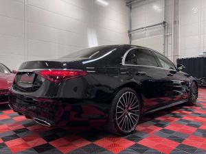 Black Mercedes-Benz S 400 2021 in Vilnius, with an engine capacity of 2.93 L and mileage of 109 thousand km for 80490 €, photo 5 on AUTOMOTO.COM.LV