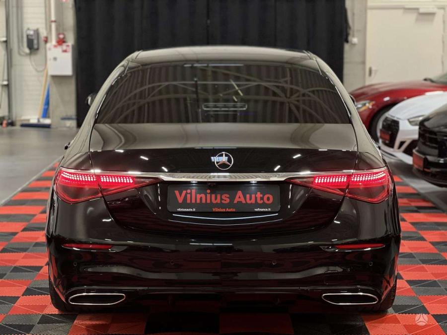 Black Mercedes-Benz S 400 2021 in Vilnius, with an engine capacity of 2.93 L and mileage of 109 thousand km for 80490 €, photo 6 on AUTOMOTO.COM.LV