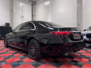Black Mercedes-Benz S 400 2021 in Vilnius, with an engine capacity of 2.93 L and mileage of 109 thousand km for 80490 €, photo 7 on AUTOMOTO.COM.LV