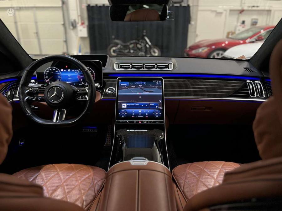 Black Mercedes-Benz S 400 2021 in Vilnius, with an engine capacity of 2.93 L and mileage of 109 thousand km for 80490 €, photo 22 on AUTOMOTO.COM.LV
