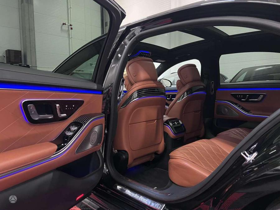 Black Mercedes-Benz S 400 2021 in Vilnius, with an engine capacity of 2.93 L and mileage of 109 thousand km for 80490 €, photo 32 on AUTOMOTO.COM.LV