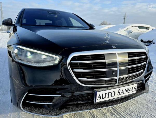 Black Mercedes-Benz S 400 2022 in Taurage, with an engine capacity of 3.00 L and mileage of 73 thousand km for 99999 €, photo 11 on AUTOMOTO.COM.LV