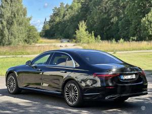 Black Mercedes-Benz S 400 2022 in Vilnius, with an engine capacity of 2.93 L and mileage of 69 thousand km for 83000 €, photo 8 on AUTOMOTO.COM.LV